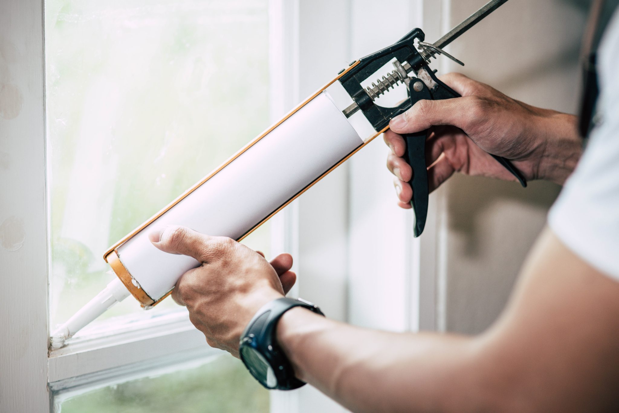 What Causes Window Caulking to Crack or Peel? – Kettle Contracting